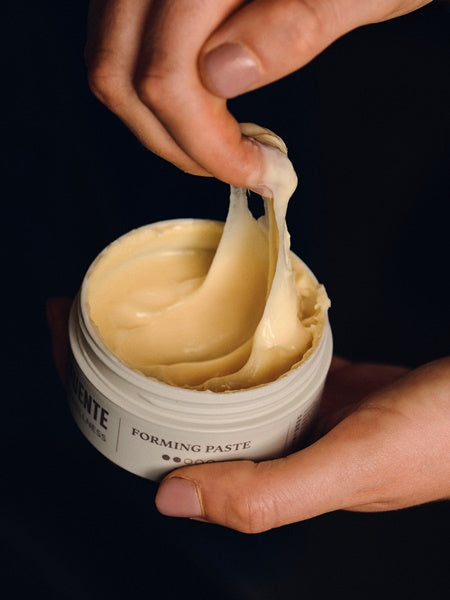 Forming Paste - souplesse en volume van Fuente bij Bon Ton Kappers 75